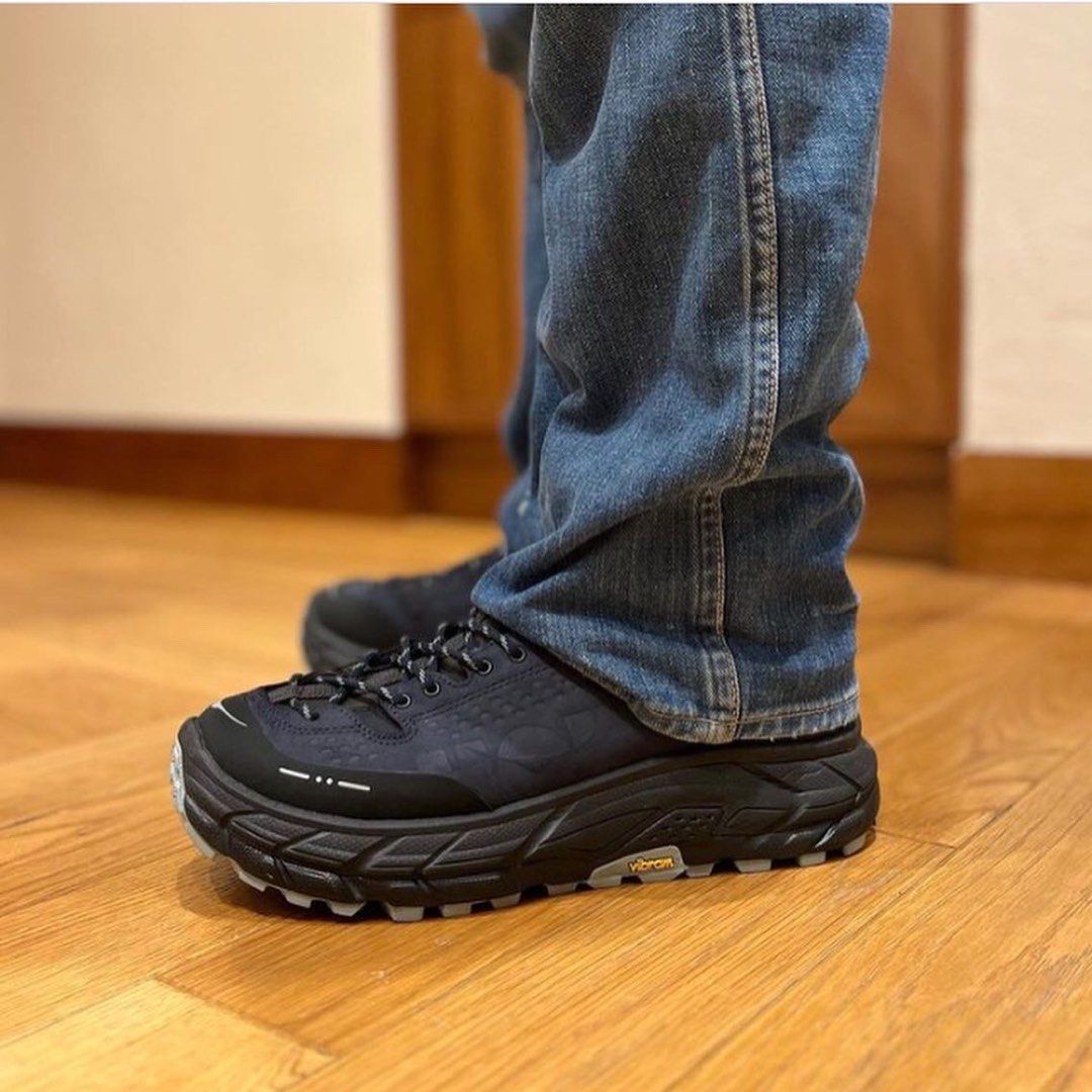 JLAL x Hoka One One Tor Ultra Hi High Lo Low bodega, 男裝, 鞋, 靴 - Carousell
