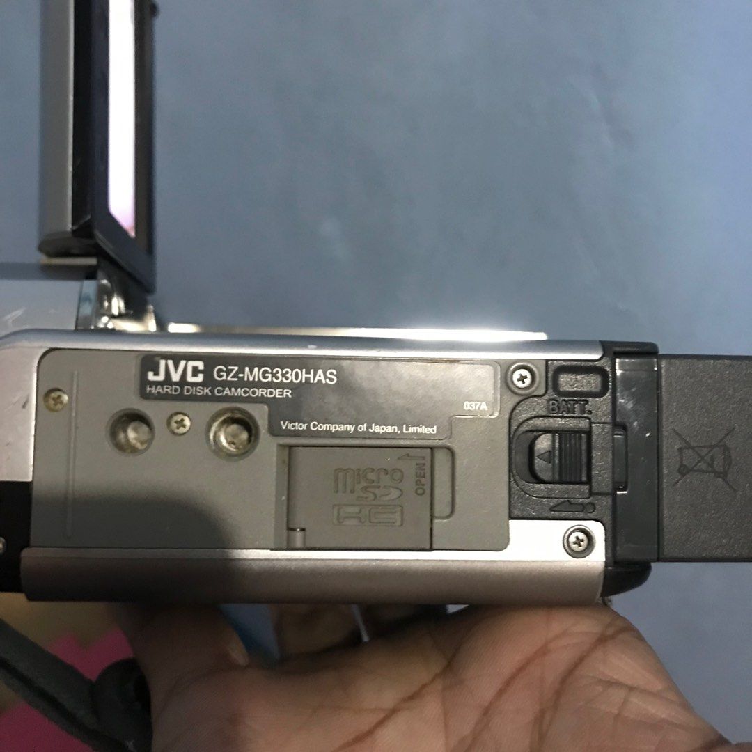 JVC GZ-MG330 digital camcorder, Photography, Video Cameras on Carousell