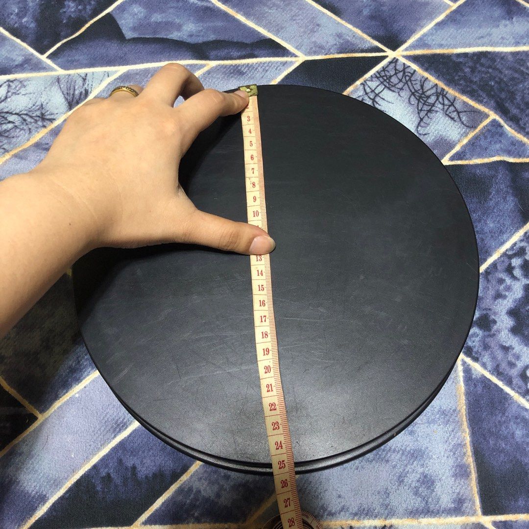 Large plug in turn table rotating table display on Carousell