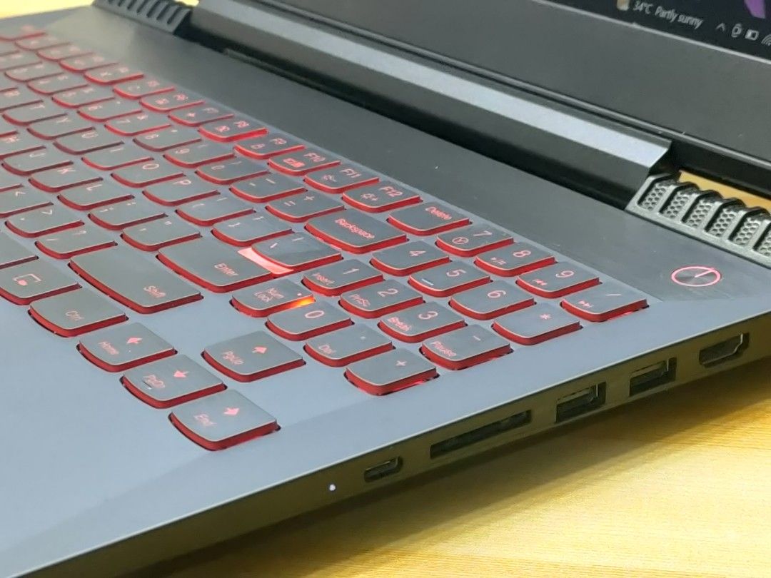 Lenovo Legion R720-15IKBN 80WW Core i7-7Th Gen 8Gb Ram 128Gb SSD + 1Tb ...