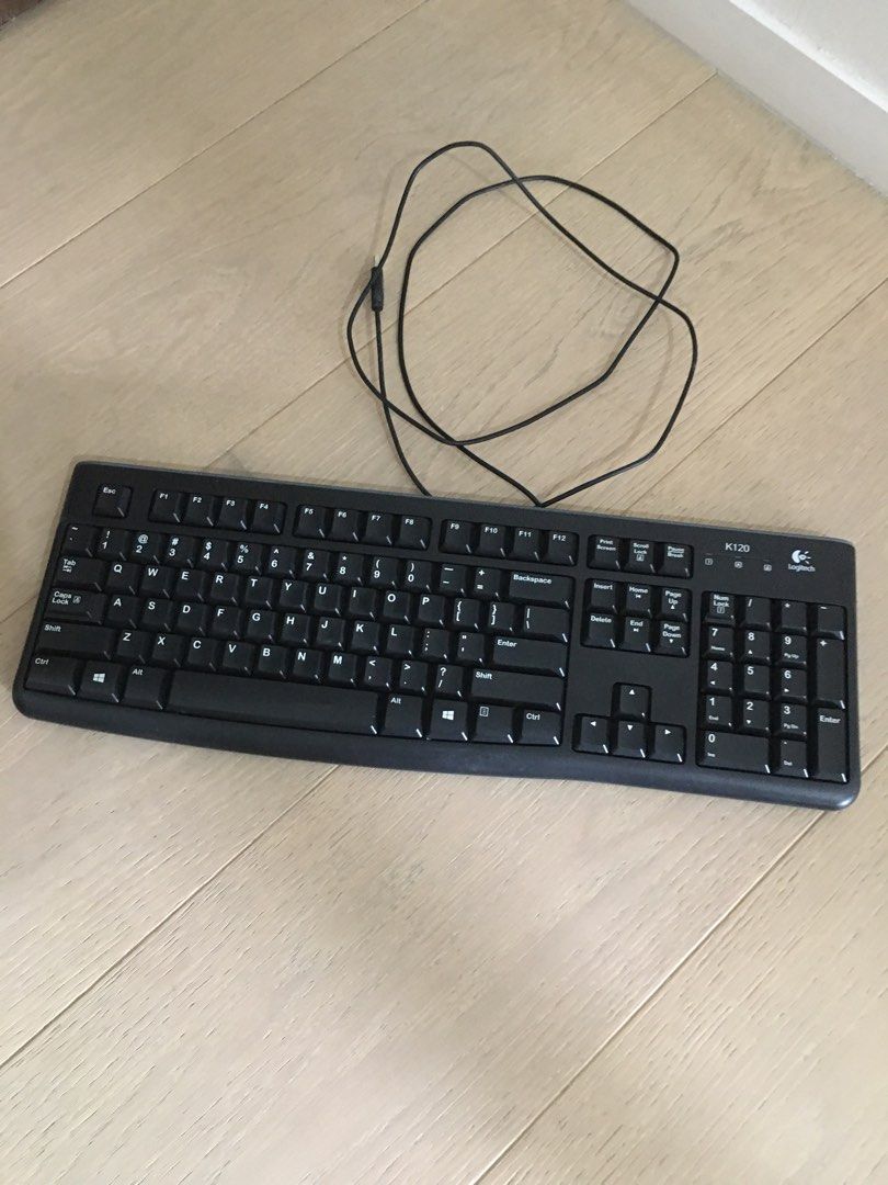 Logitech Computer Keyboard Computers And Tech Parts And Accessories Computer Keyboard On Carousell