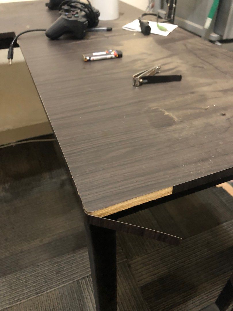 Meja L meja letter L, Perabotan Rumah di Carousell