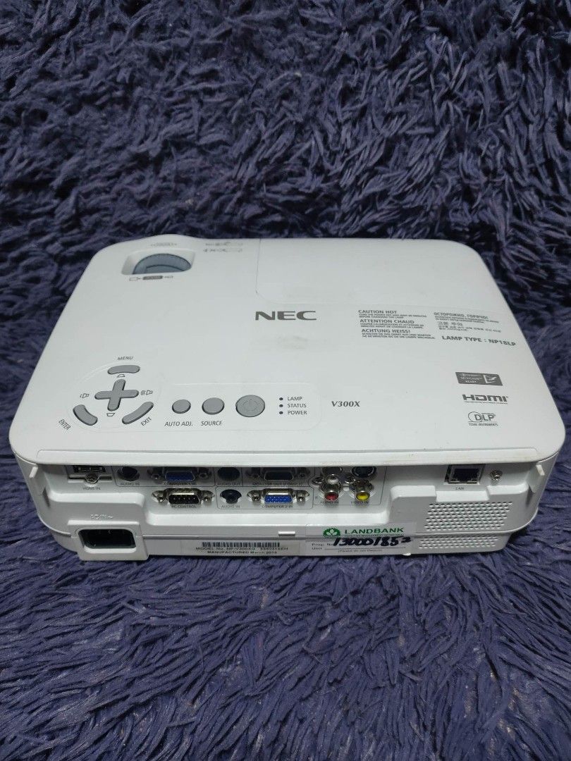 NEC V300X PROJECTOR 3,000 LUMENS HEAVY DUTY BRIGHT DISPLAY XGA, TV & Home Appliances, TV ...