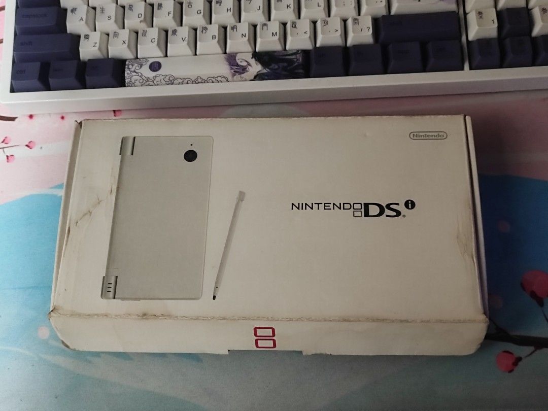 Nintendo DSi, Video Gaming, Video Game Consoles, Nintendo on Carousell