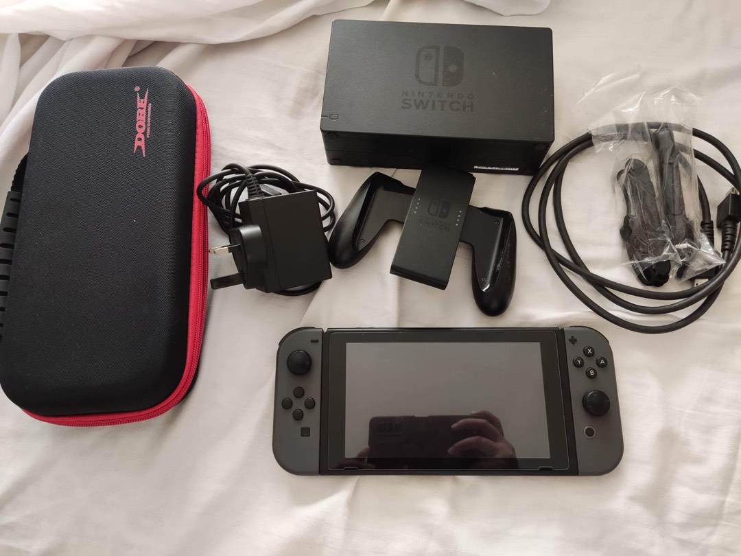 Nintendo Switch V2 9K ONLY, Video Gaming, Video Game Consoles, Nintendo on Carousell