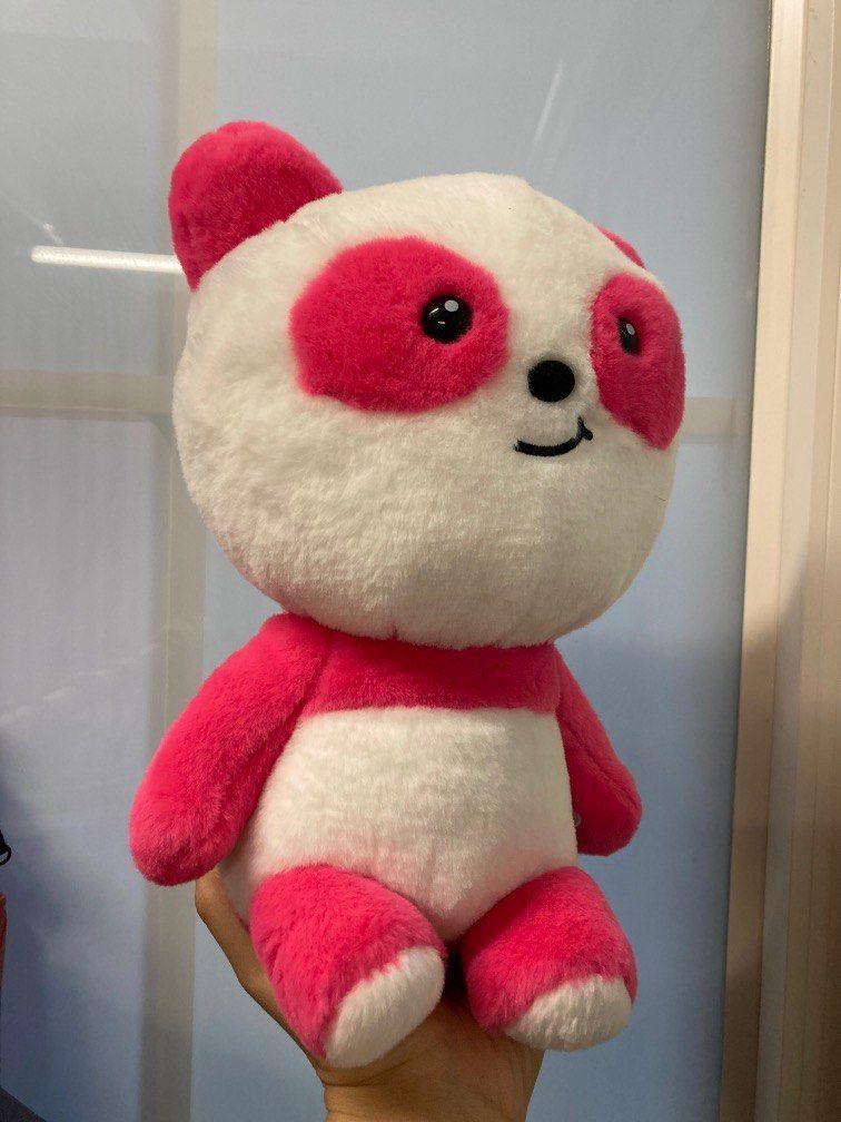 Original foodpanda Pau pau doll, 興趣及遊戲, 玩具 & 遊戲類 - Carousell
