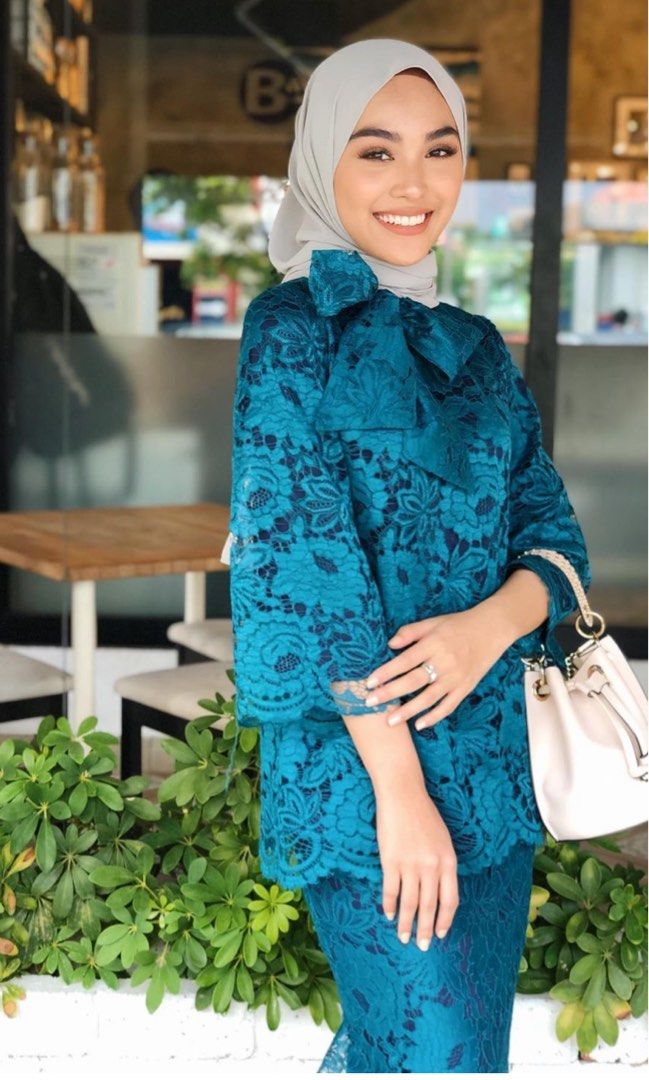 PETRA RTW Inessa Kurung, Women's Fashion, Muslimah Fashion, Baju Kurung ...