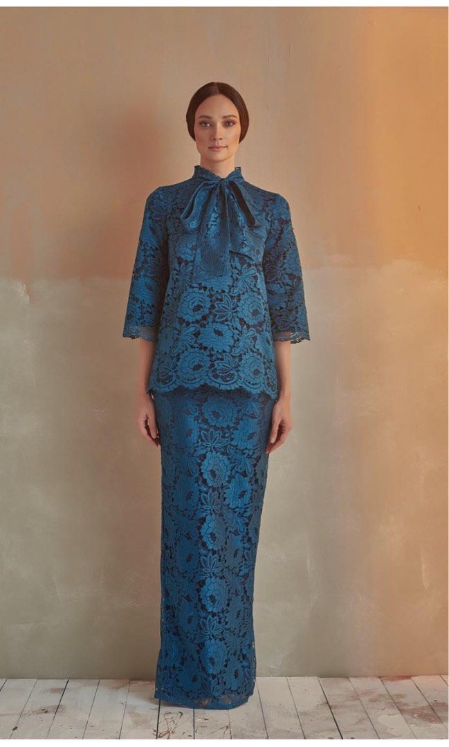 PETRA RTW Inessa Kurung, Women's Fashion, Muslimah Fashion, Baju Kurung ...