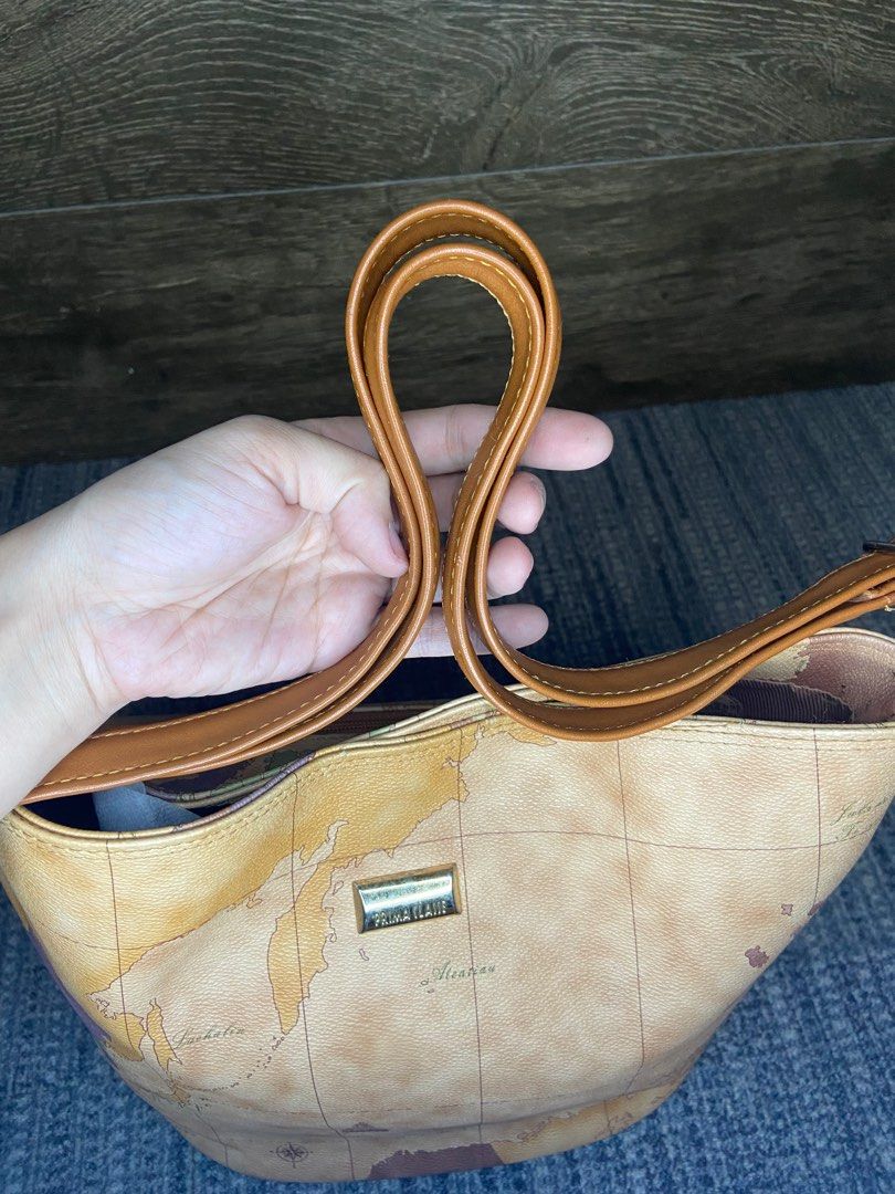 Prima Classe Map Bag, Women's Fashion, Bags & Wallets, Cross-body Bags ...
