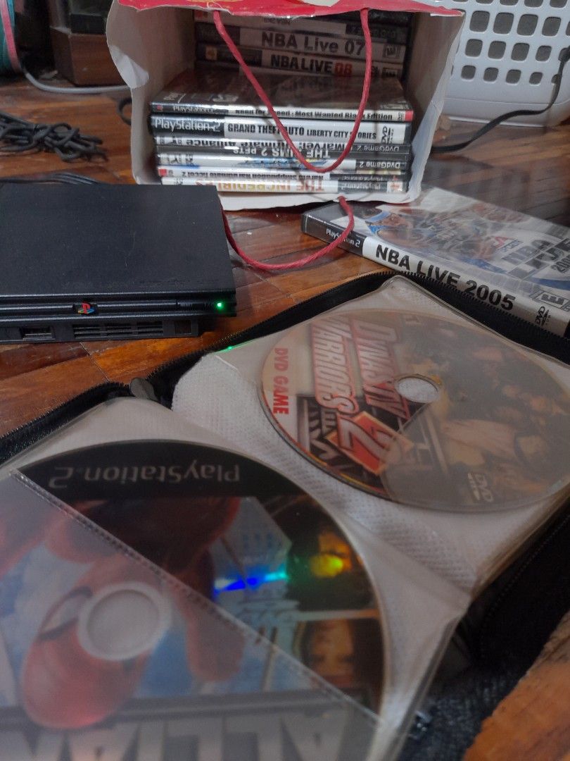 PS2 Slim Playstation 2 [PAL] Not sure if playable but still turns on ...