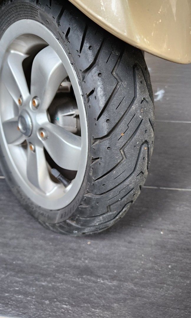 Rim Original Vespa Primavera 150 11 Inch w Tyre, Auto Accessories on ...