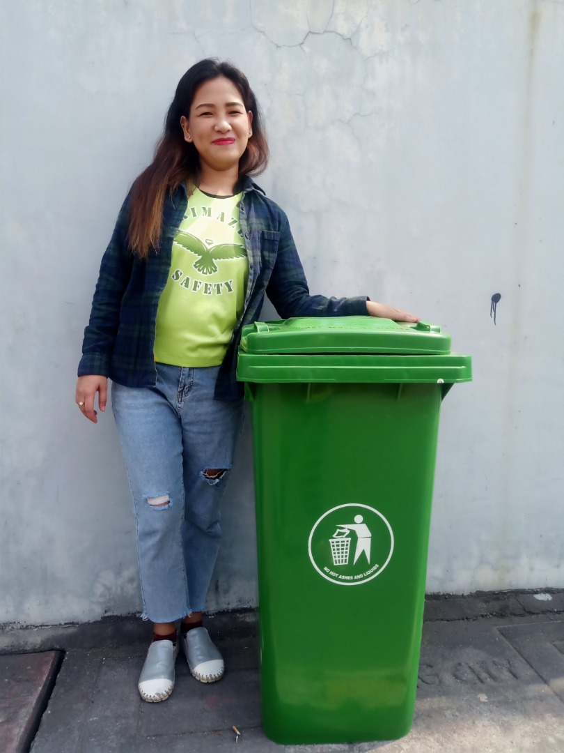 ROLLING TRASH BIN, Furniture & Home Living, Cleaning & Homecare ...