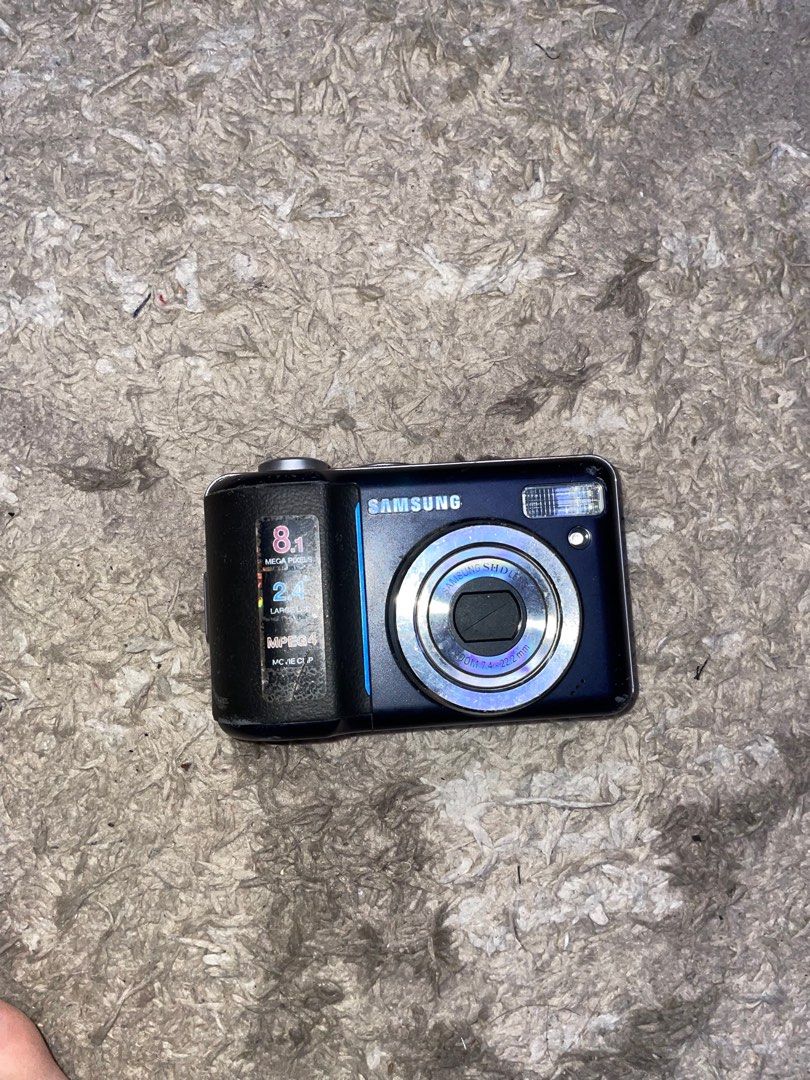 Samsung s800 digicam on Carousell