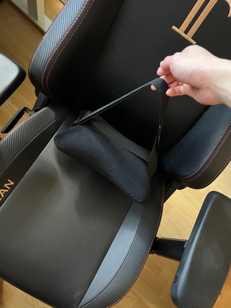 Secret Lab Titan 2020 series, Furniture & Home Living, Furniture ...