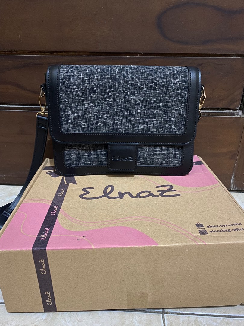 SHOULDER BAG merk elnaz.byzumma warna oreo, Barang Mewah, Tas & Dompet ...