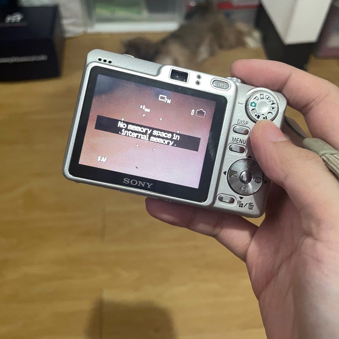 Sony Cybershot DSC-W55 Digicam, Photography, Cameras on Carousell