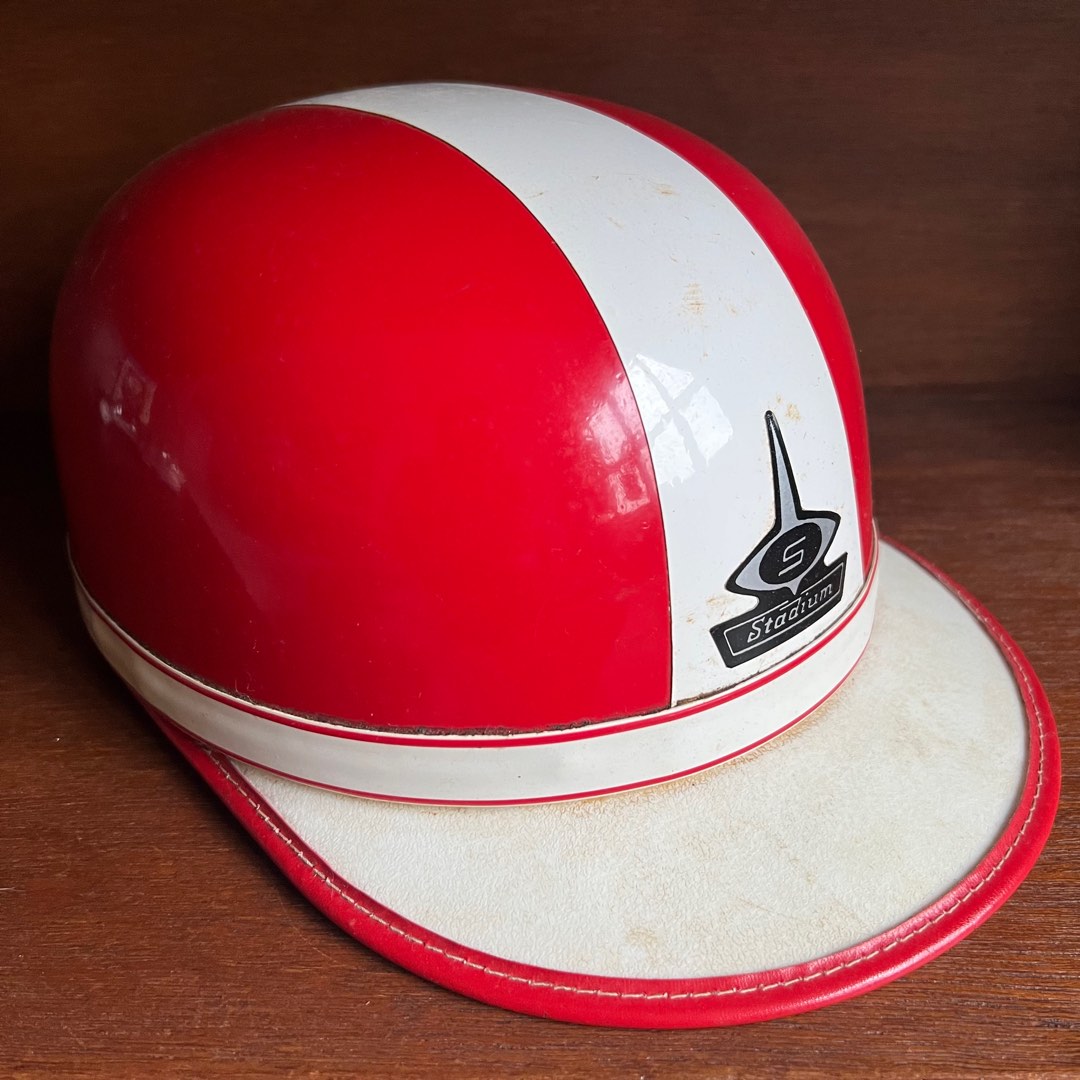 Stadium Clipper Vintage Helmet Red, Motorcycles, Motorcycle Apparel on ...