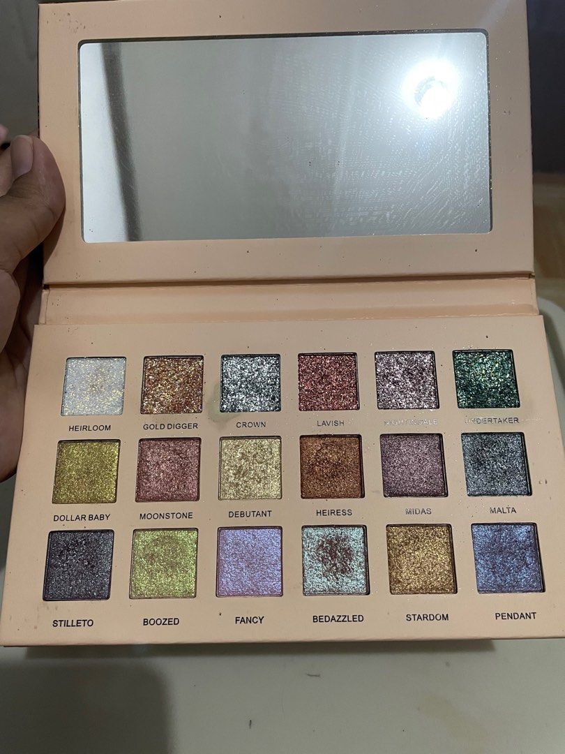 Teviant Horus Palette, Beauty & Personal Care, Face, Makeup on Carousell