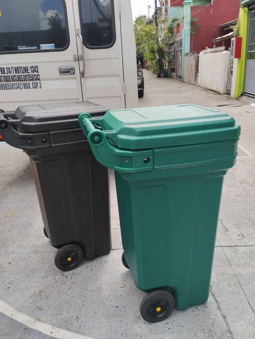 Trash bin roller king on Carousell