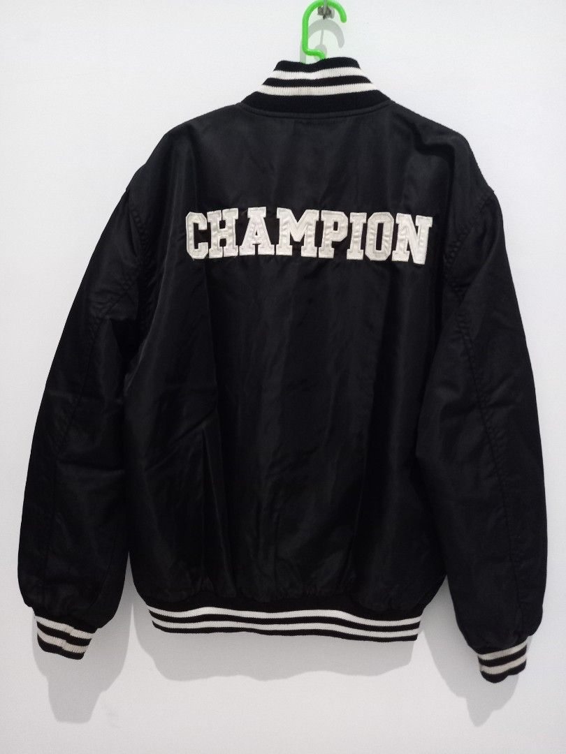 Varsity champion hitam, Fesyen Pria, Pakaian , Atasan di Carousell
