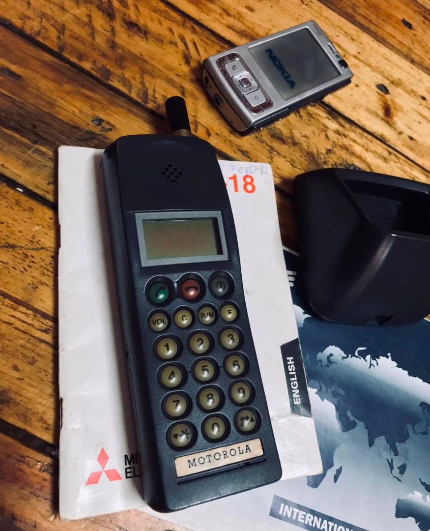 Vintage Mobile Phones Pager, Mobile Phones & Gadgets, Mobile Phones ...