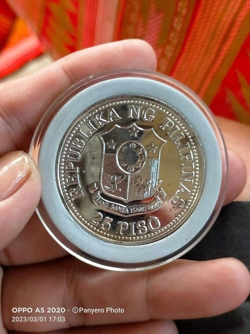 1981 25 piso world food day on Carousell