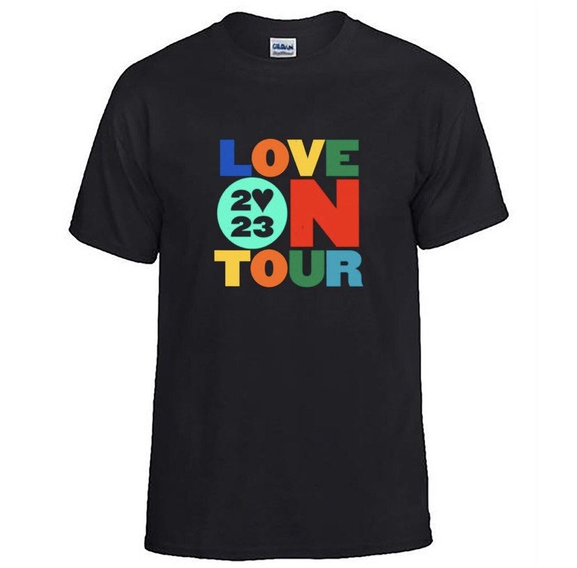 Harry Styles LOVE ON TOUR T-Shirt, Hobbies & Toys, Memorabilia ...
