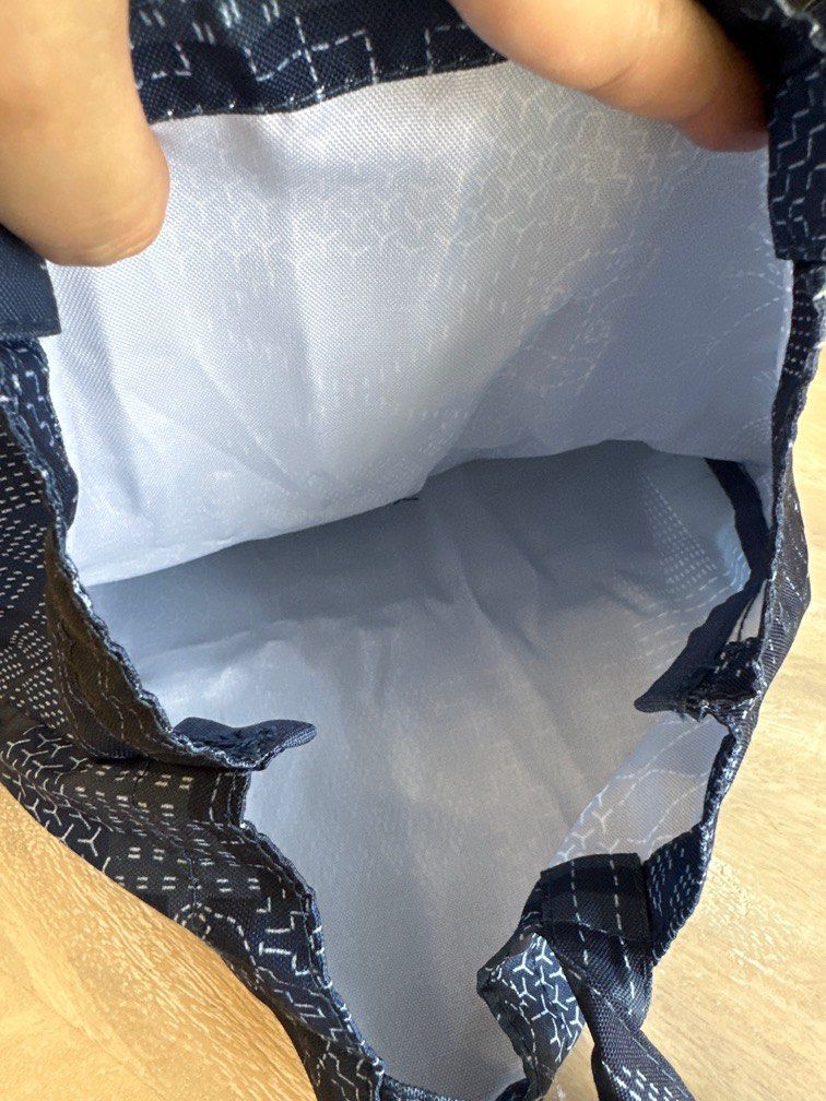 7-11 Limited Edition Peanuts x FDMTL tote bag, Women's Fashion, Bags ...