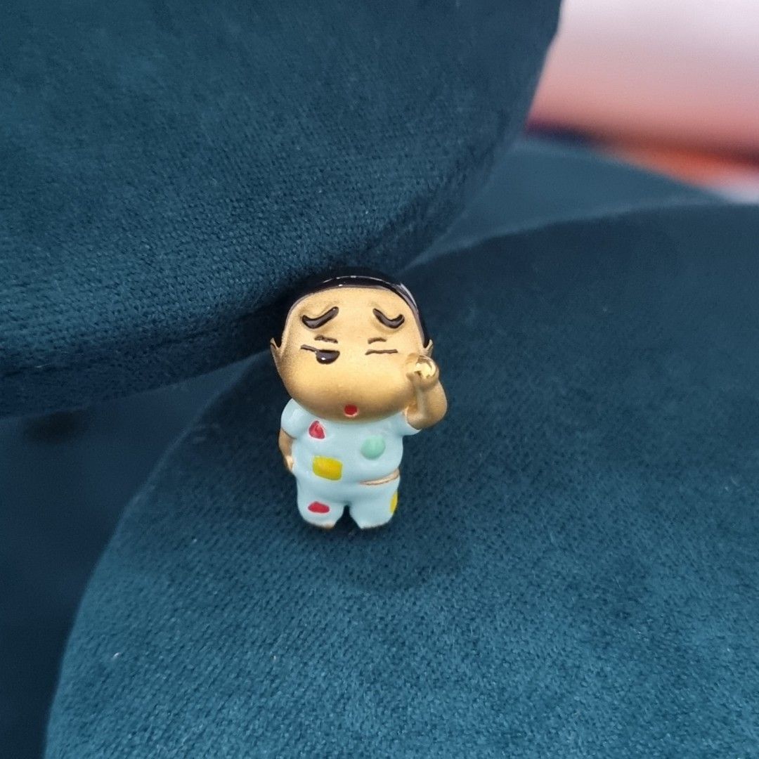999 Gold Charm Crayon Shin Chan, Women's Fashion, Jewelry & Organisers ...