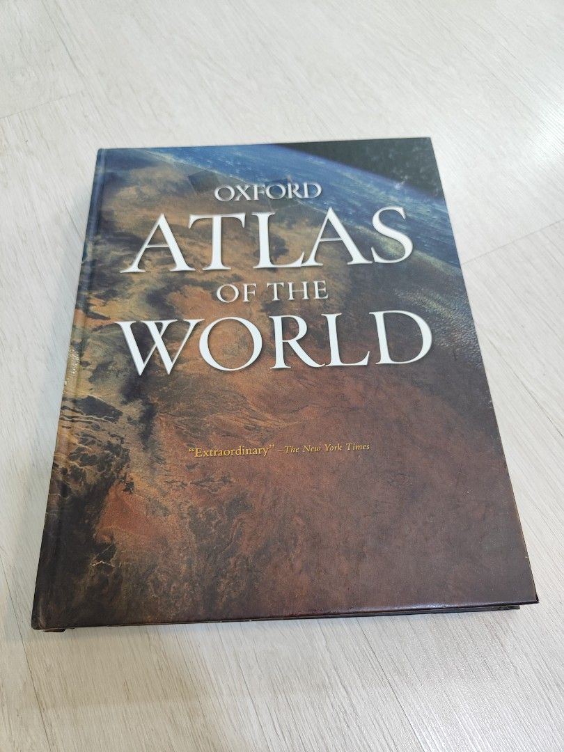 Atlas of the world Oxford, Hobbies & Toys, Books & Magazines, Textbooks on Carousell