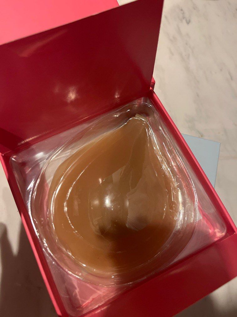 Boomba Bra Inserts and Invisble Bra, Women's Fashion, New Undergarments ...