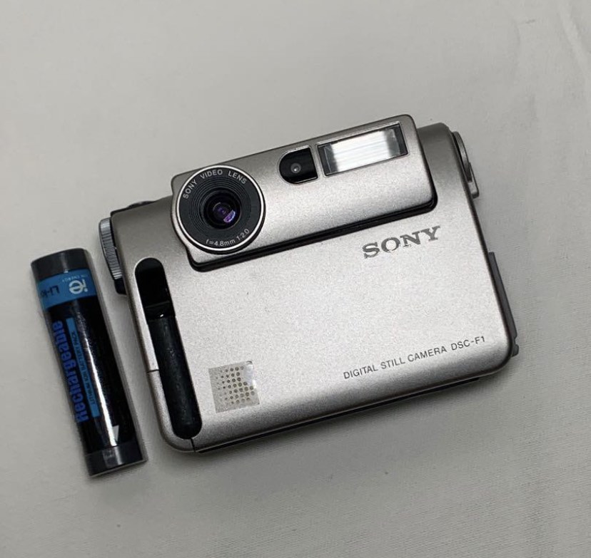 數碼相機CCD SONY DSC-F1, 攝影器材, 相機 - Carousell