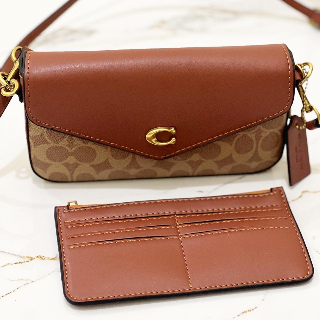 coach wallet on chain coach woc, Barang Mewah, Tas & Dompet di Carousell