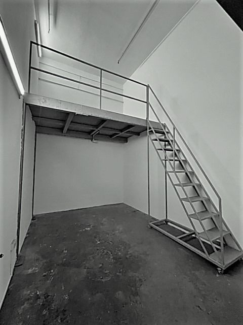 DESIGNER GOOD NEW renovate. High Ceiling. Ramp Up. Various Loft or 1 ...