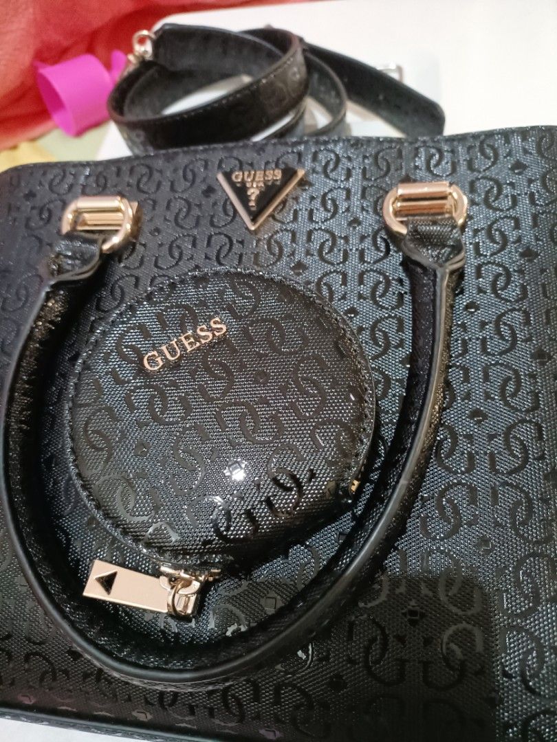 guess hand and shoulder bag on Carousell