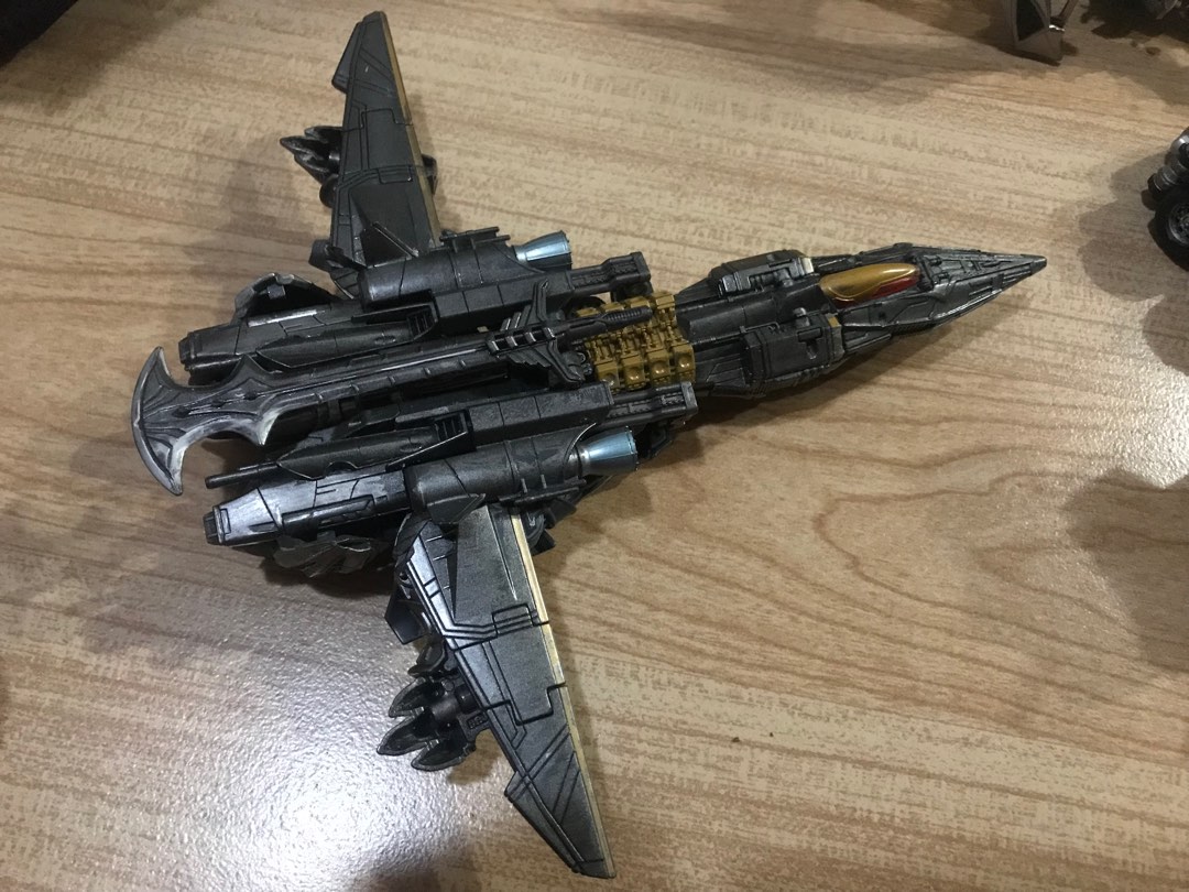 Hasbro Transformers Megatron Voyager 2017 TLK on Carousell Hasbro Transformers Megatron Voyager 2017 TLK on Carousell