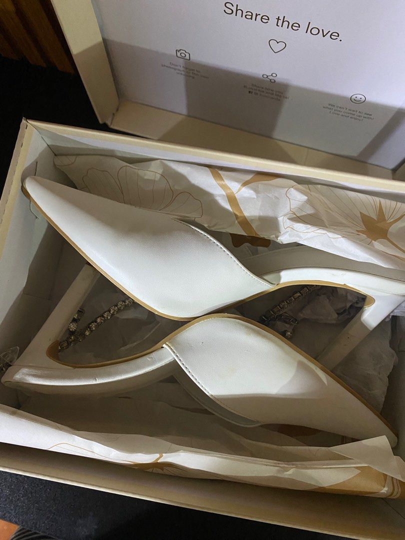 Hue Manila Shoes Kimaya Le Blanc, Women's Fashion, Footwear, Heels on ...