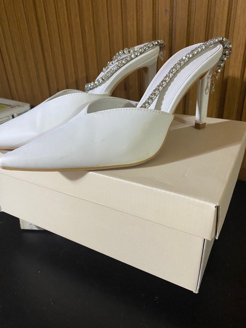 Hue Manila Shoes Kimaya Le Blanc, Women's Fashion, Footwear, Heels on ...