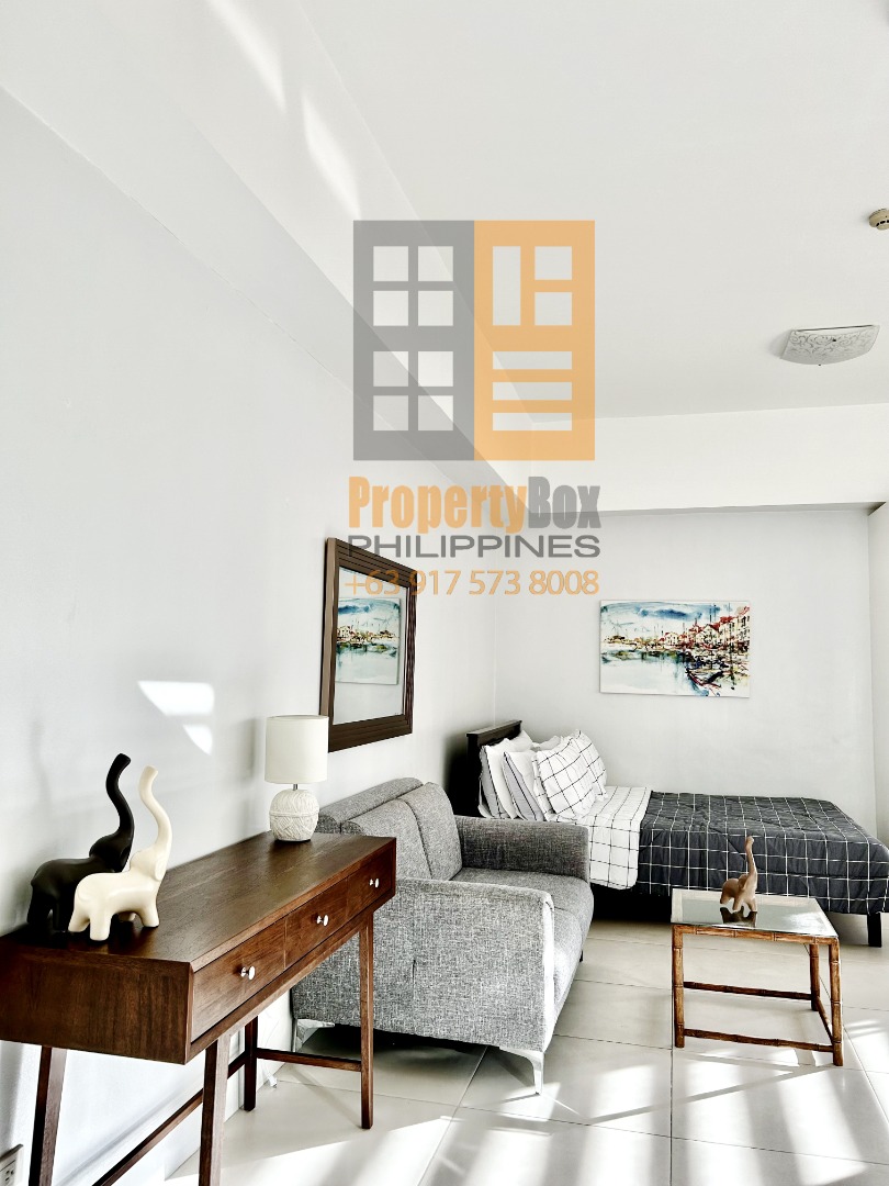 FOR RENT ICON PLAZA DELUXE STUDIO IN BONIFACIO GLOBAL CITY ACROSS FORT ...