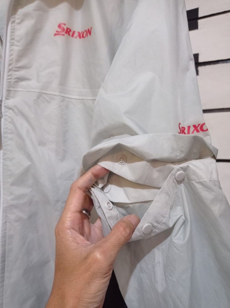 jaket wb srixon, Fesyen Pria, Pakaian , Baju Luaran di Carousell