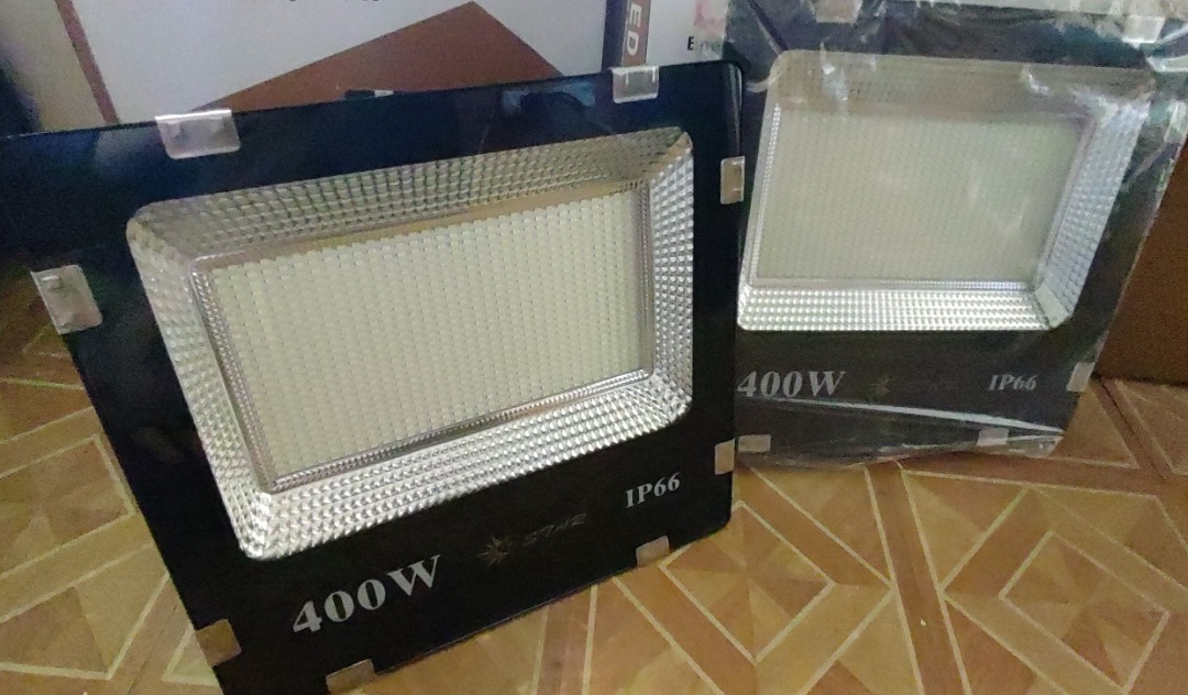 2pcs 400Watts Led Floodlight JDStar IP66 Waterproof on Carousell