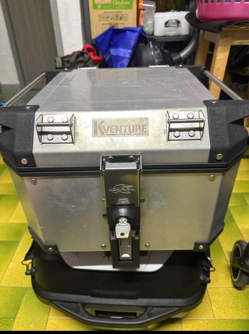 Kappa box kventure 42L, Motorcycles, Motorcycle Accessories on Carousell