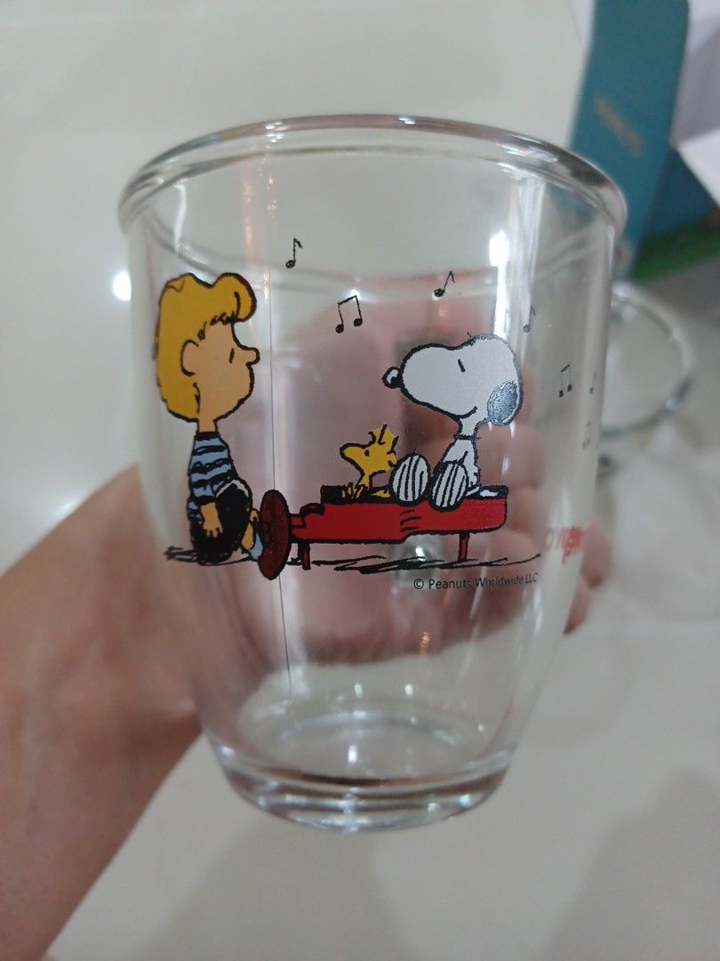 (Limited edition) Pyrex Peanuts Glass Cups, Furniture & Home Living ...