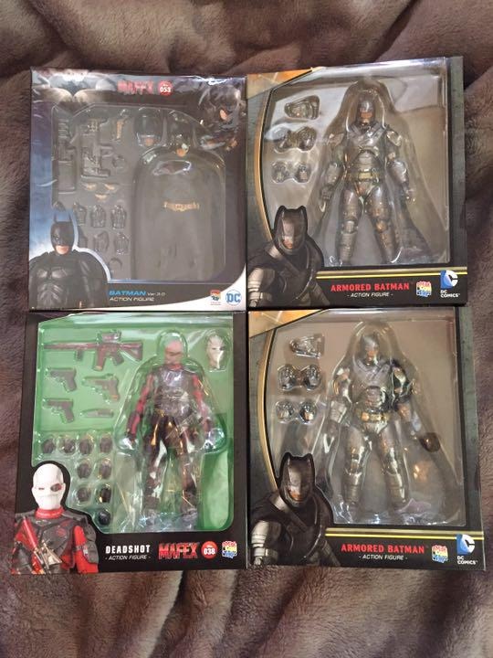 (RARE) MAFEX No. 23 ARMORED BATMAN - MAFEX No. 38 DEADSHOT - MAFEX No ...