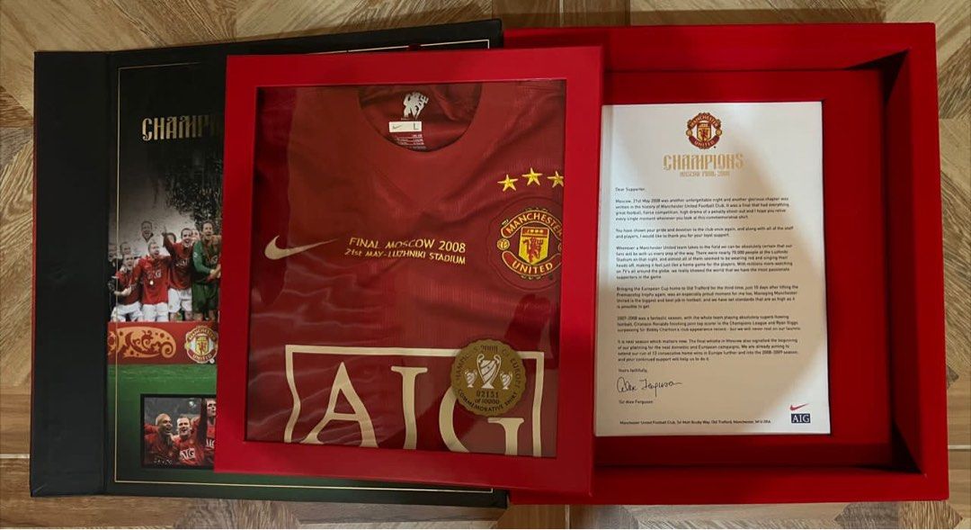 MANCHESTER UNITED 2008 UCL COMMEMORATIVE BOXSET, Hobbies & Toys ...