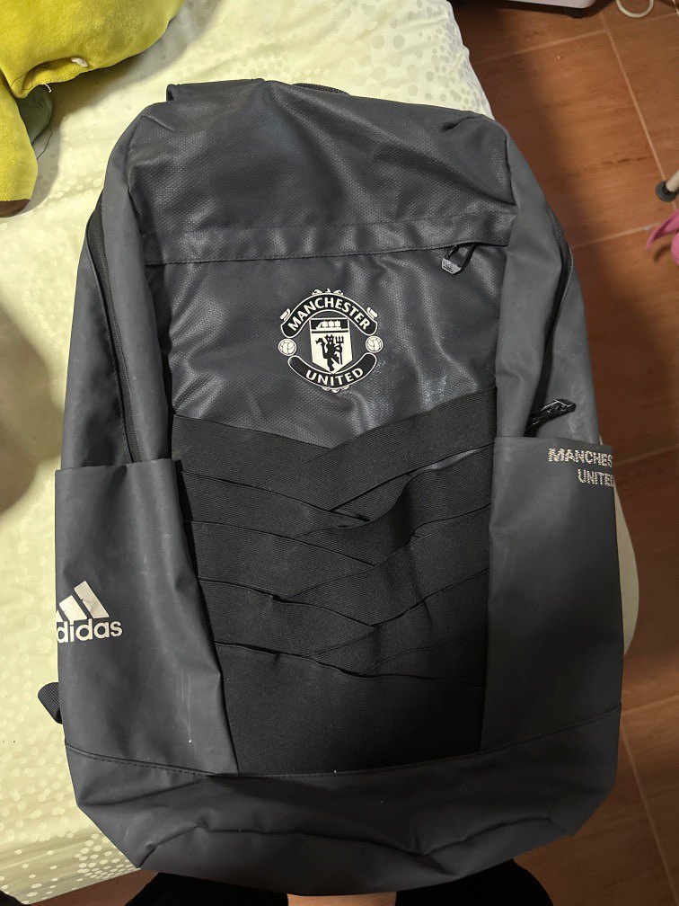 Manchester United Backpack, Men's Fashion, Bags, Backpacks on Carousell