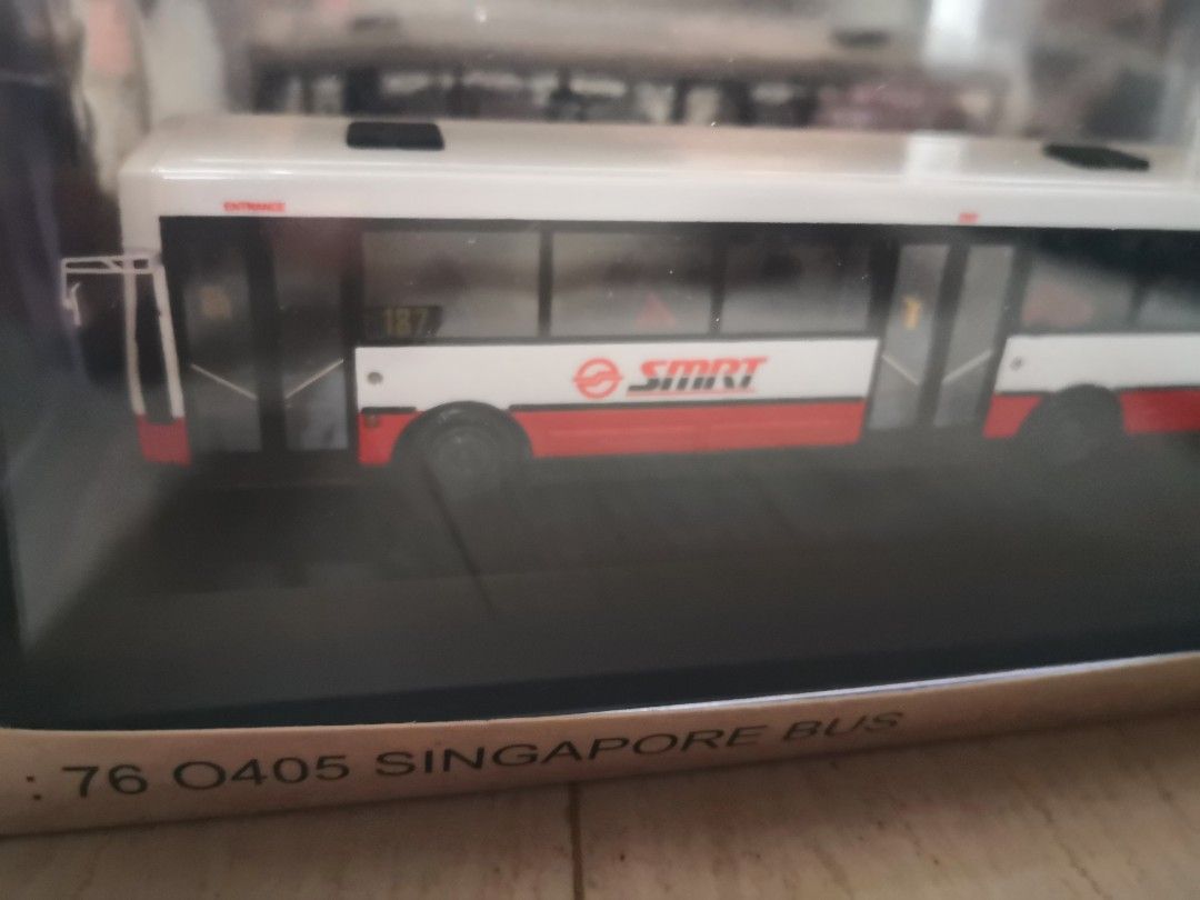 SMRT Bus Service 187 1:76 0405 Sg Buses, Hobbies & Toys, Toys & Games ...