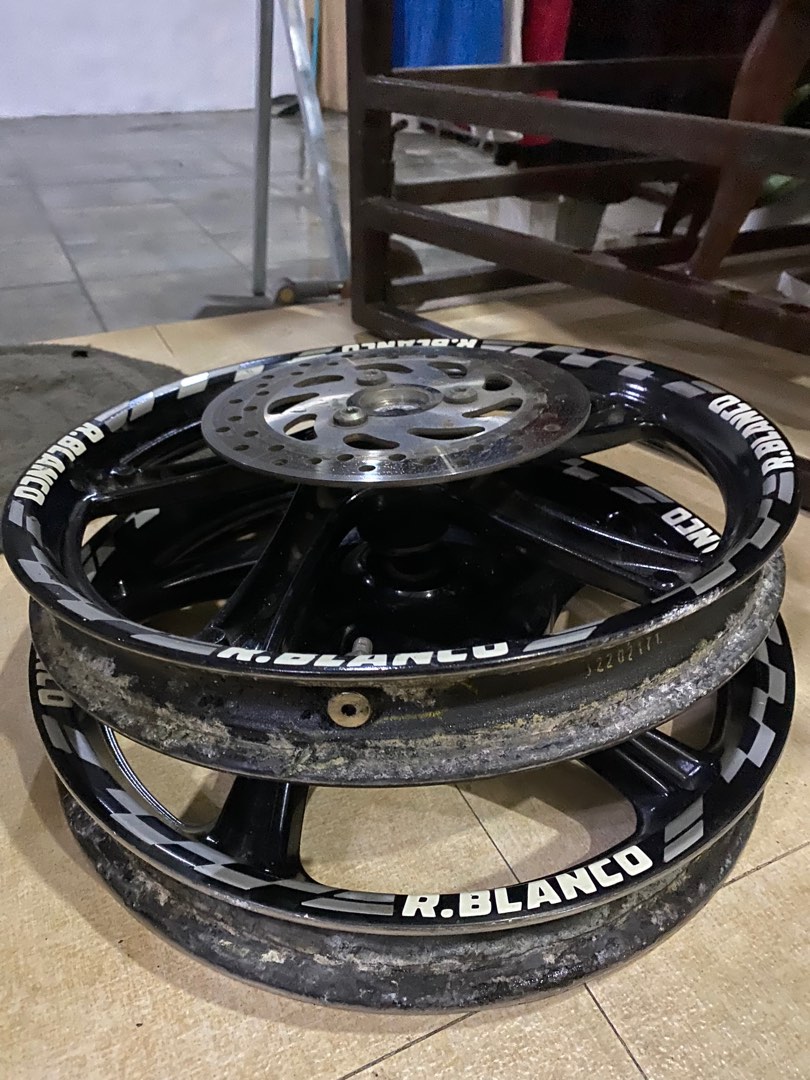 MIO STOCKS MAGS ( PAIR ), Motorbikes, Motorbike Parts & Accessories ...