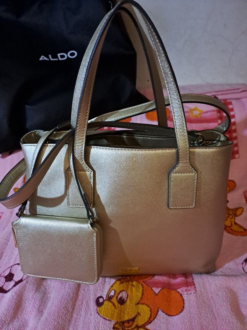 Mixed bags, Women's Fashion, Bags & Wallets, Shoulder Bags on Carousell