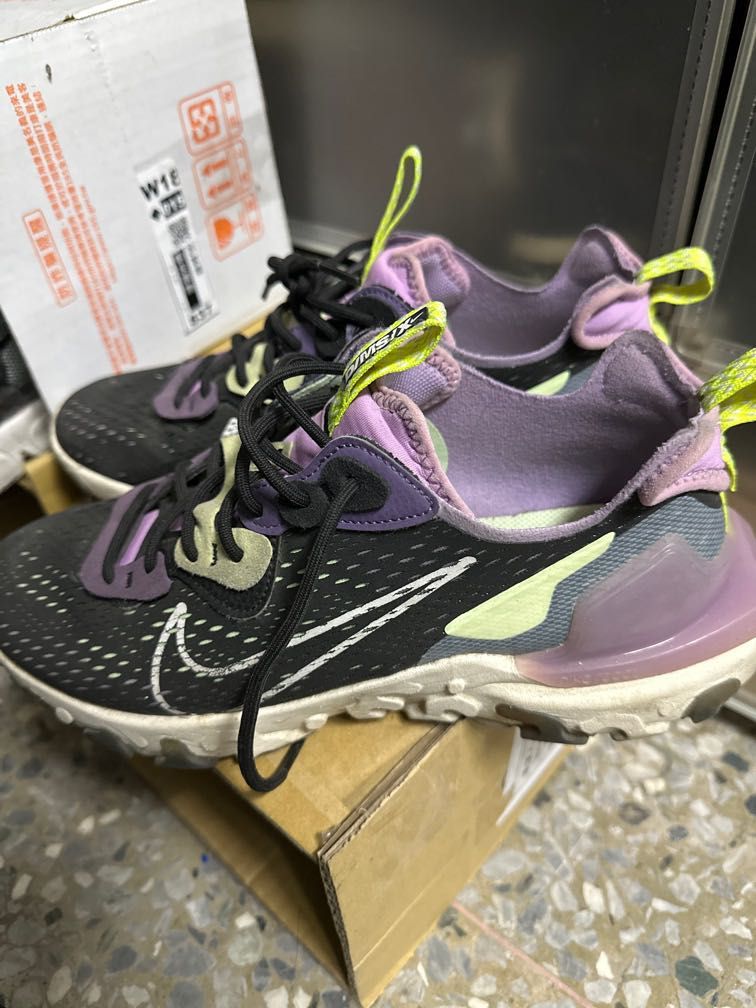 Nike react vision us9/27cm , 他的時尚, 鞋類, 運動鞋、球鞋在旋轉拍賣
